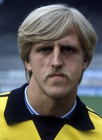 Hein Herbert | En Una Baldosa