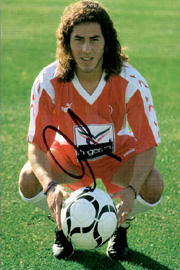 Bustos Sergio | En Una Baldosa