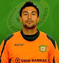 Dreer Esteban | En Una Baldosa