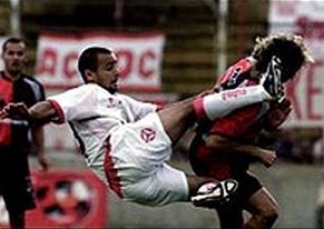 Fernández Raúl | En Una Baldosa