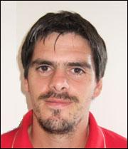 Ghini Diego | En Una Baldosa