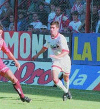 Lanfranchi Roberto | En Una Baldosa