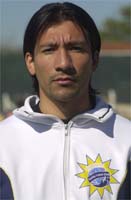 Suárez Julio | En Una Baldosa